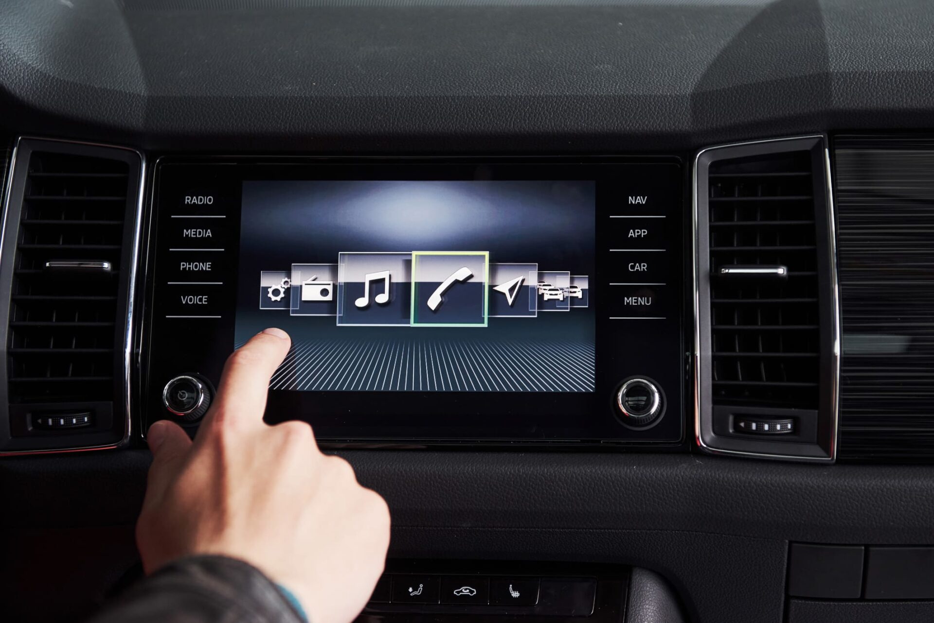 Car Head Unit: What is It & 4 Popular Brands to Choose From
