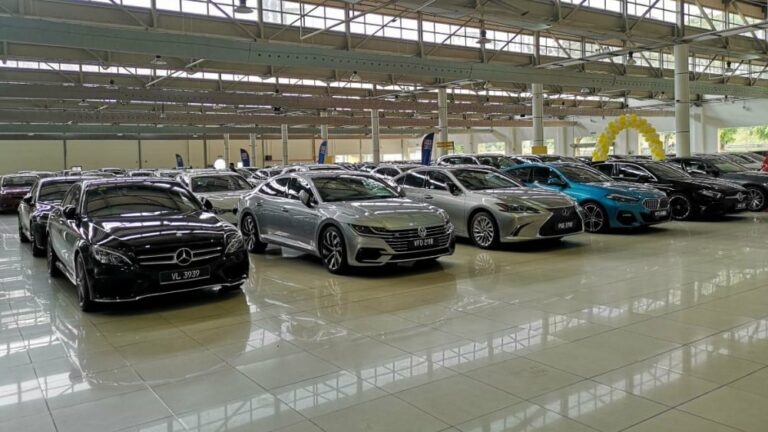 13 Automotive Giants & the Car Brands They Own